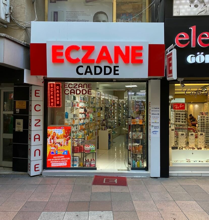 Eczaneler Cadde Eczanesi, Eskişehir, foto