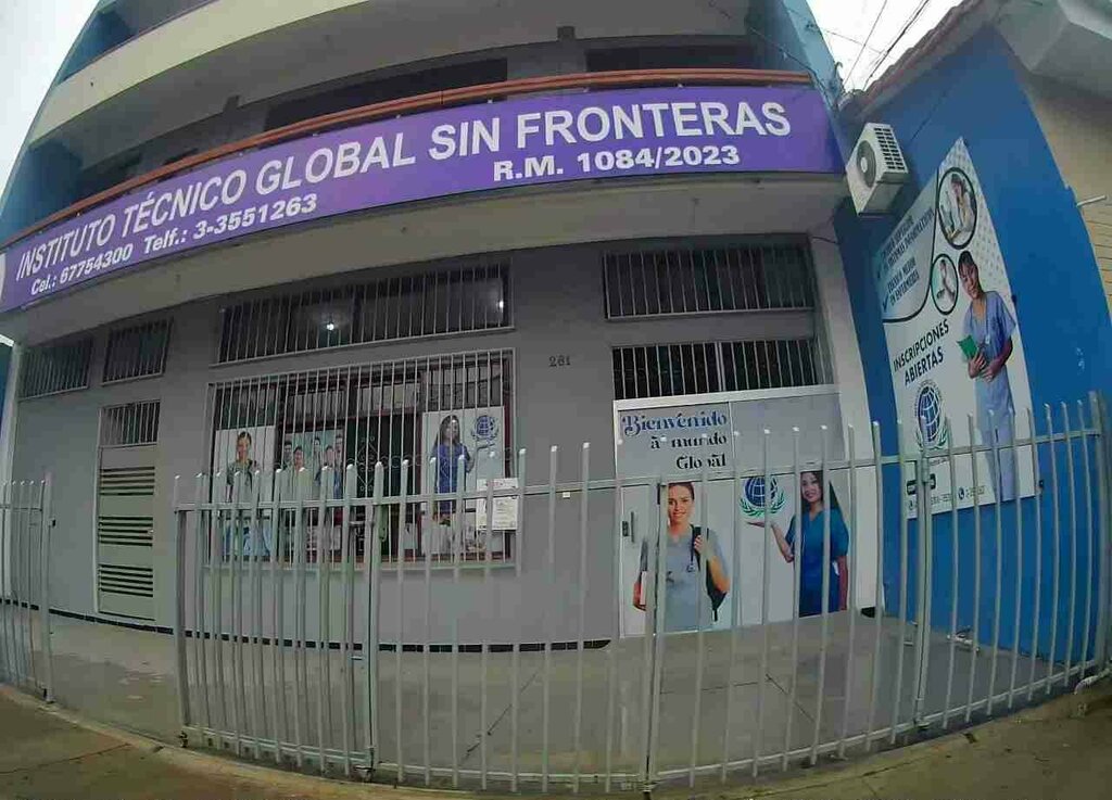 Meslek yüksekokulu Global Technical Institute Without Borders, Santa‑Krus, foto