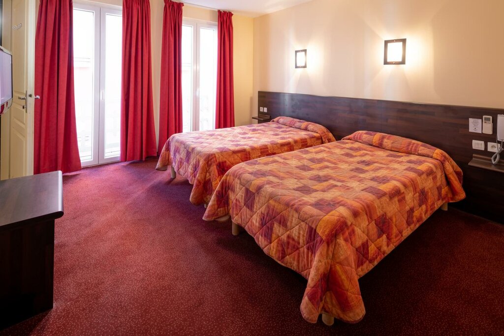 Otel Hôtel Estival Arriel, Lourdes, foto