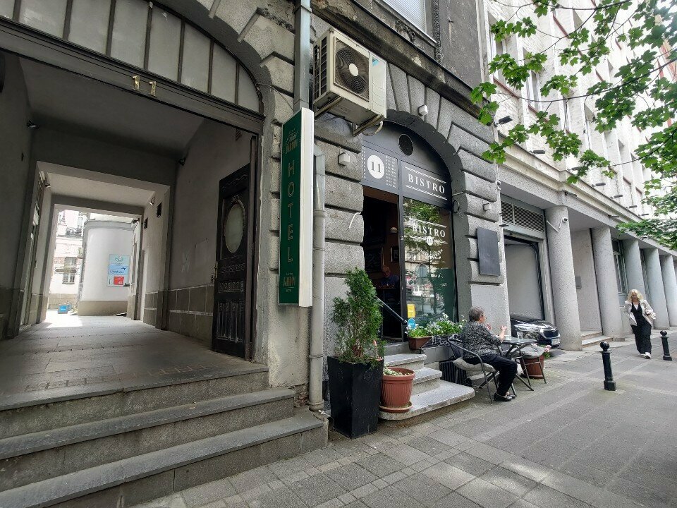 Kafe Bistro 11, Belgrad, foto