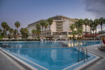 Adora Hotel & Resort (Antalya, Serik, Kadriye Mah., Üçkum Tepesi Cad., 9/7), otel  Serik'ten