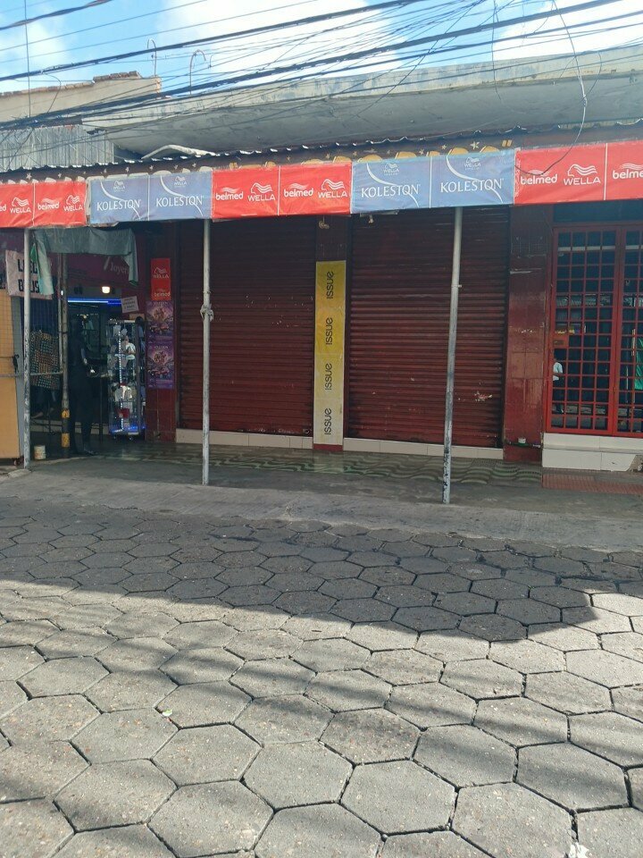 Güzellik merkezi ekipmanları Isuee, Santa‑Krus, foto