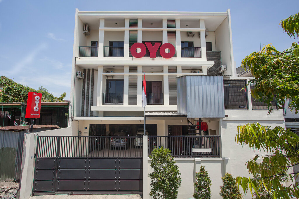 Otel Oyo 138 Graha 99, Surabaya, foto