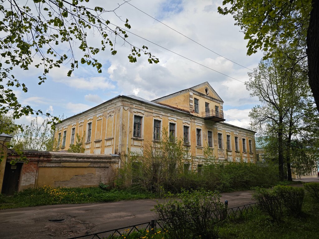Turistik yerler Главный корпус Присутственных мест, Torzgok, foto