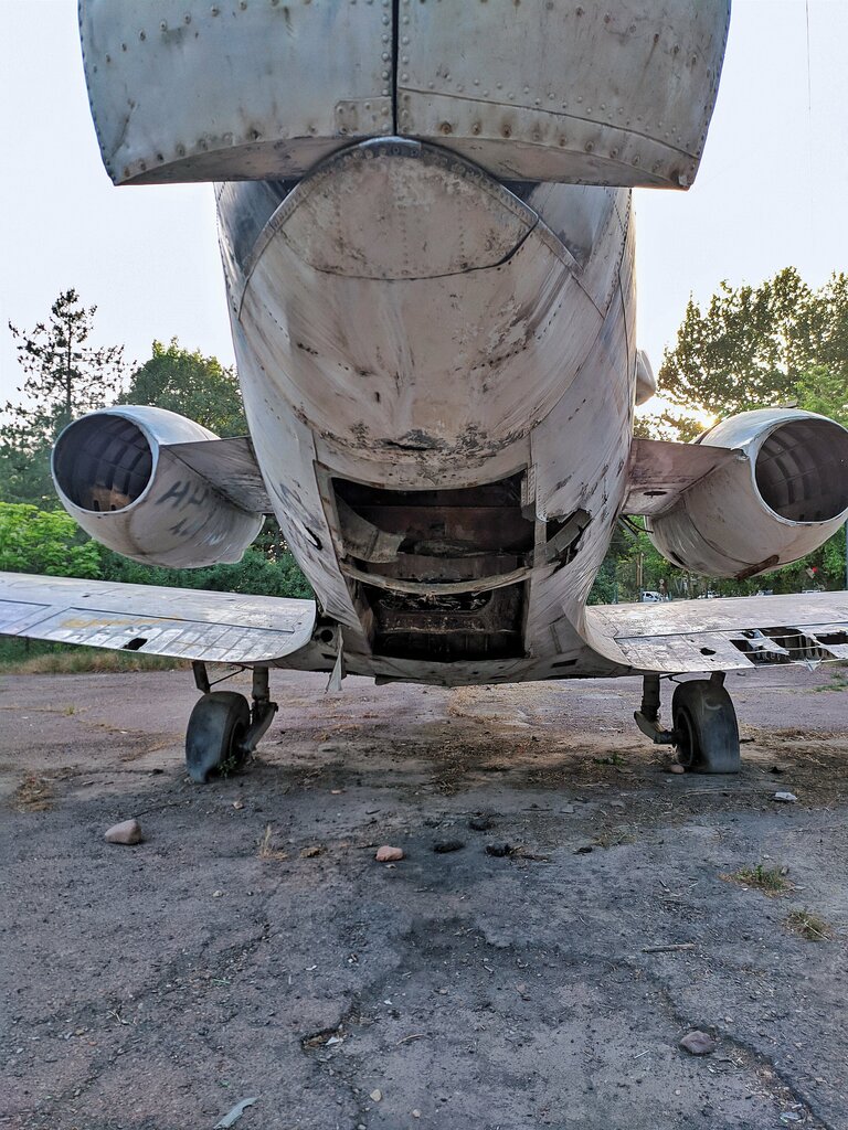 Teknoloji anıtı Yak-40 Aircraft, Angren, foto