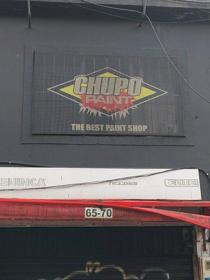 Boya ve cila malzemeleri üretim ve satış yerleri Chupo Paint, Medellin, foto