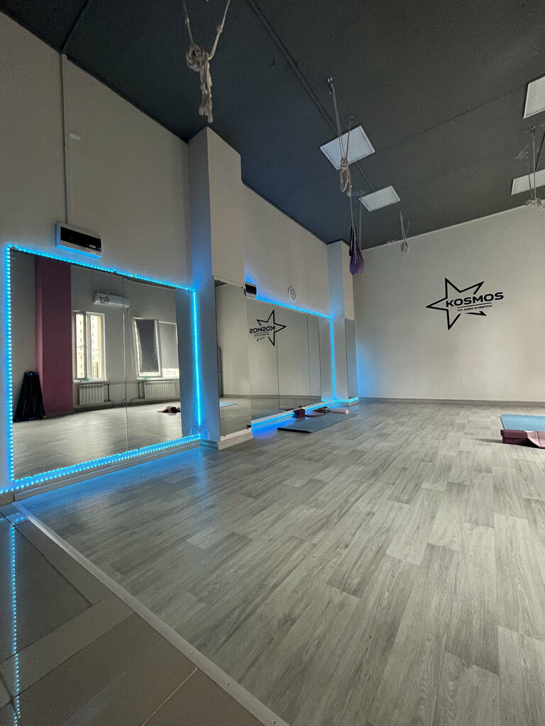 Stretching Kosmos, Samara, foto