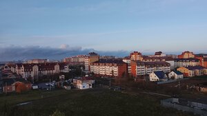 Вершина Гритинская горка (Vologda Region, Cherepovets, Zasheksninskiy District, 162-y mikrorayon), dağ zirvesi  Cherepovets'ten