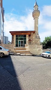 Şehit Mustafa Efendi Camii (İstanbul, Ümraniye, Turgut Özal Blv., 31), cami  İstanbul'dan