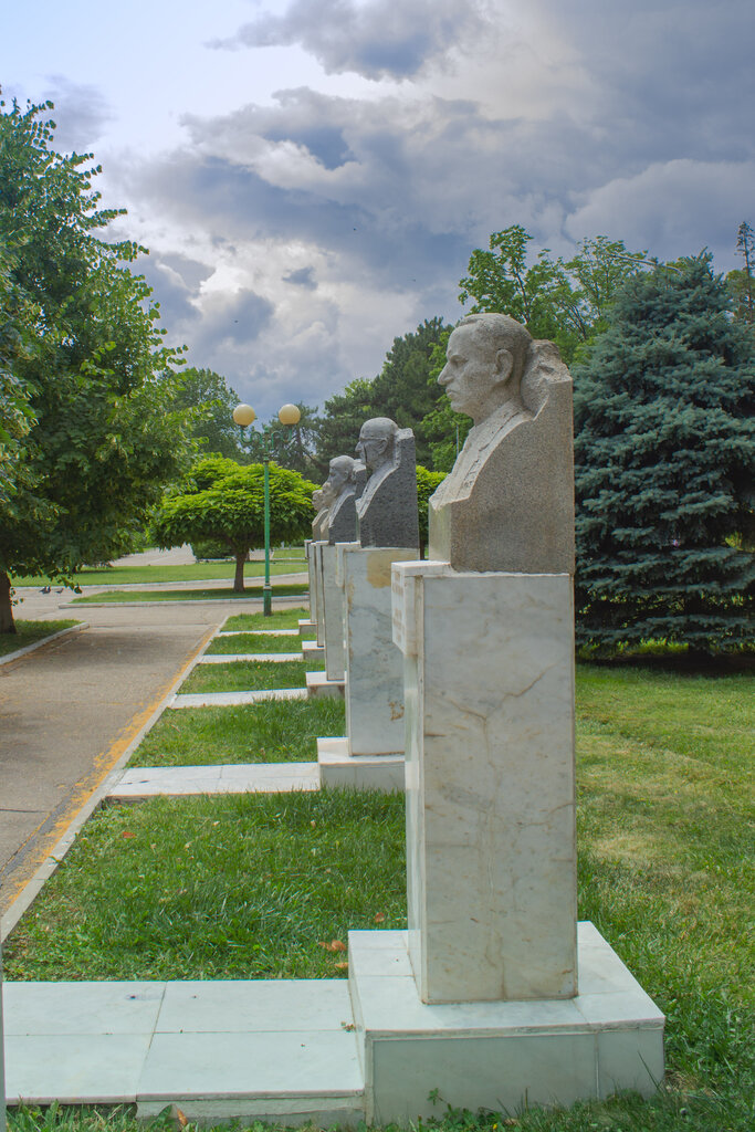 Anıt, heykel П.П. Лукьяненко, Krasnodar, foto