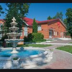 Аквашкола (Zheleznodorozhnaya ulitsa No:12, posyolok gorodskogo tipa Lesnoy Gorodok), yüzme havuzları  Moskova ve Moskovskaya oblastından