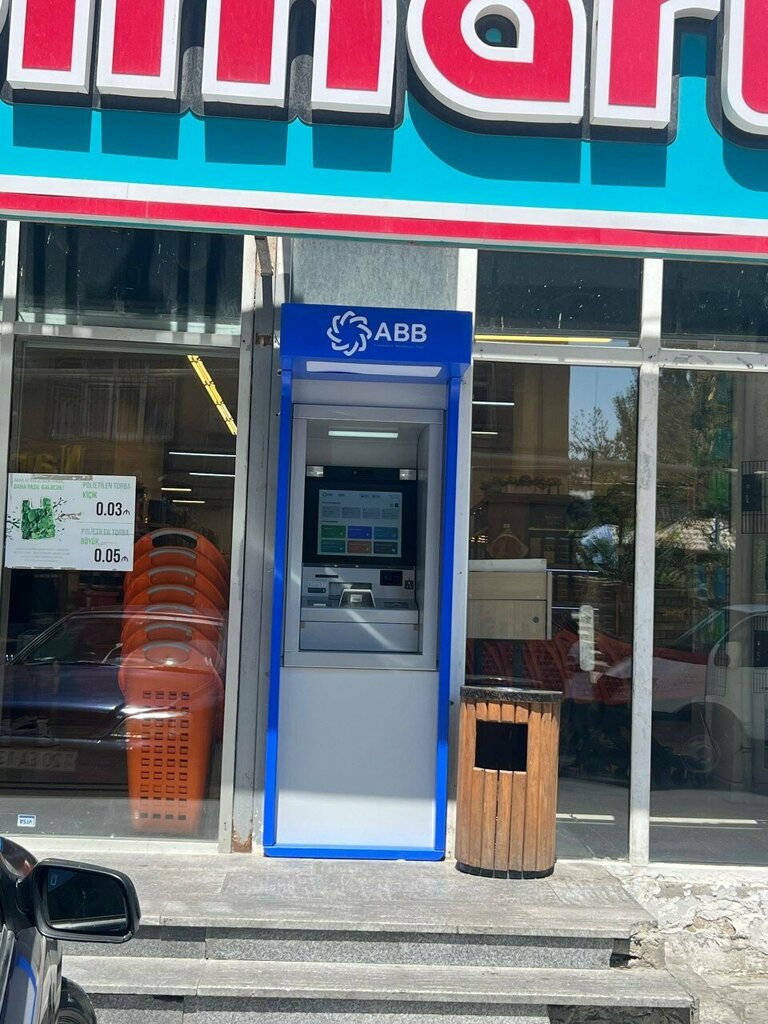 ATM'ler ABB, Bakü, foto