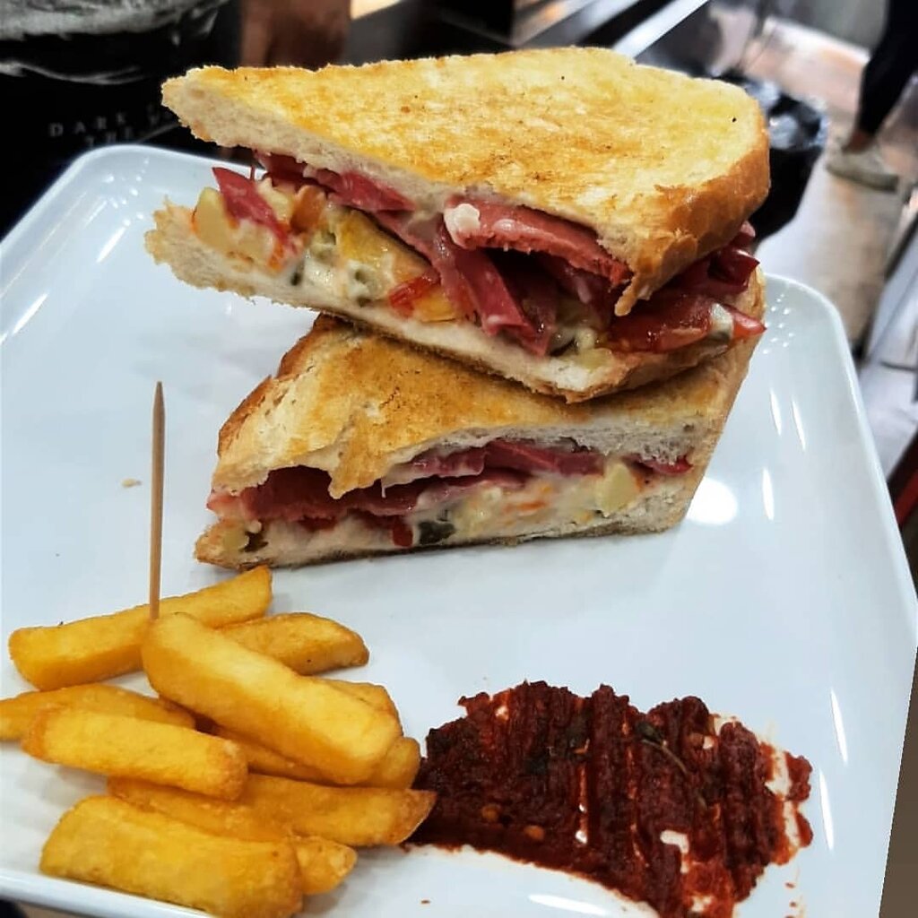 Kafe Özer Büfe & Cafe, İstanbul, foto