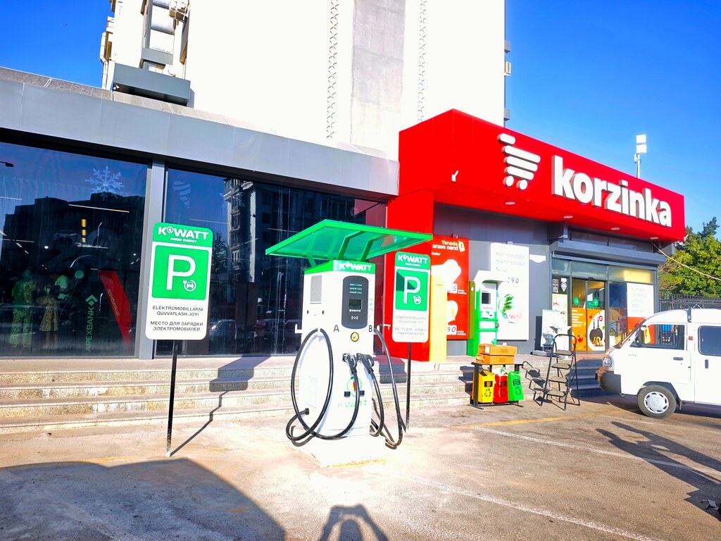 Elektrikli oto şarj istasyonları K Watt, Taşkent, foto