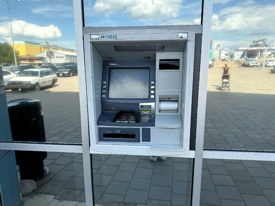 ATM'ler Halyk Bank, Karağandı, foto