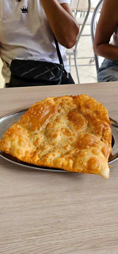 Kantin, yemekhane Чебуречная, Adıge Cumhuriyeti, foto
