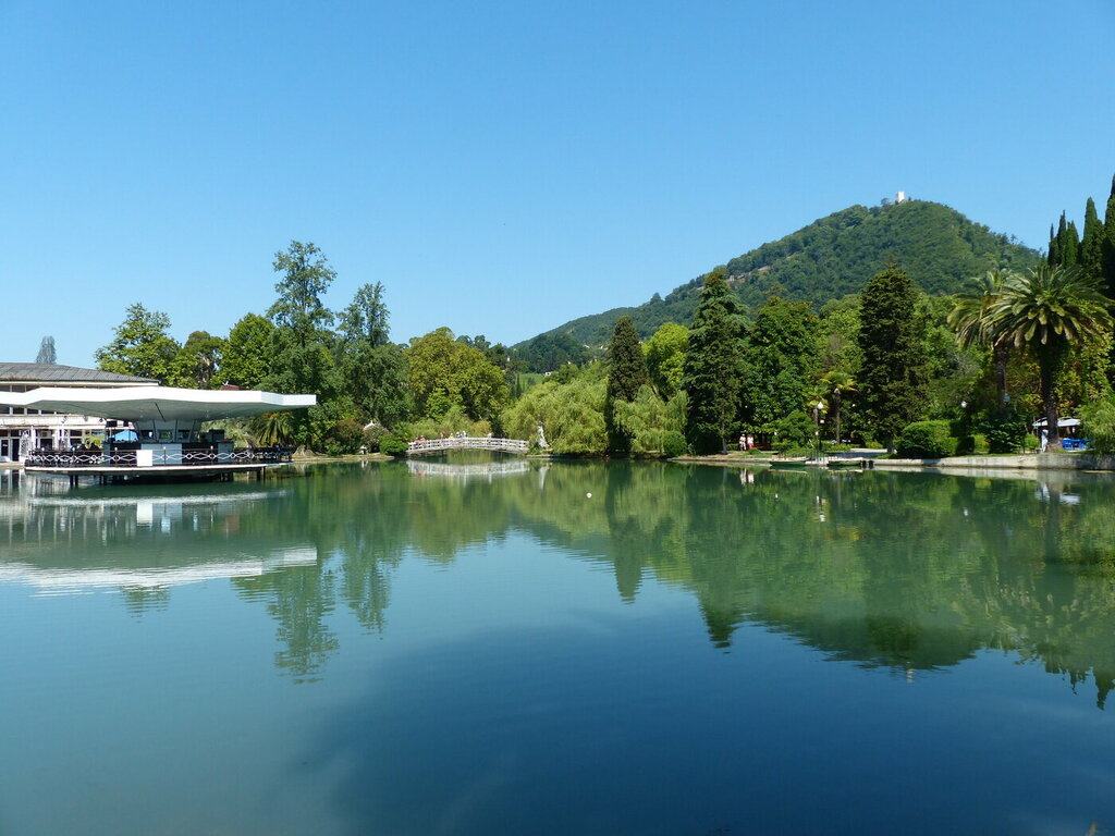 Otel Lebed, New Athos, foto