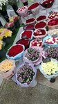 King rose (Baitik baatyr Street No:1/5), çiçek pazarı  Bişkek'ten