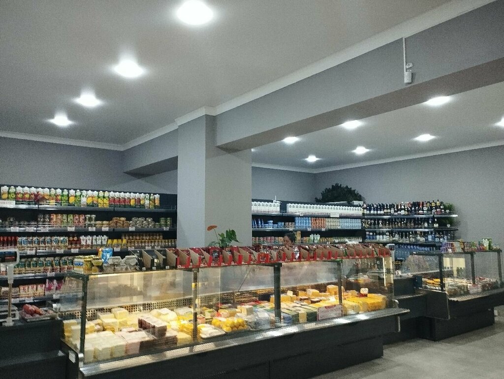 Market Belarusian grocery store, Semey, foto