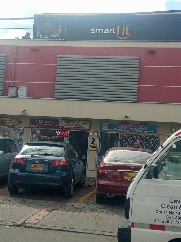 Çamaşırhaneler Lavaseco Limpiamaster Xpress, Bogota, foto