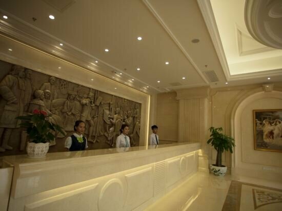 Otel Vienna International Hotel, Nanning, foto