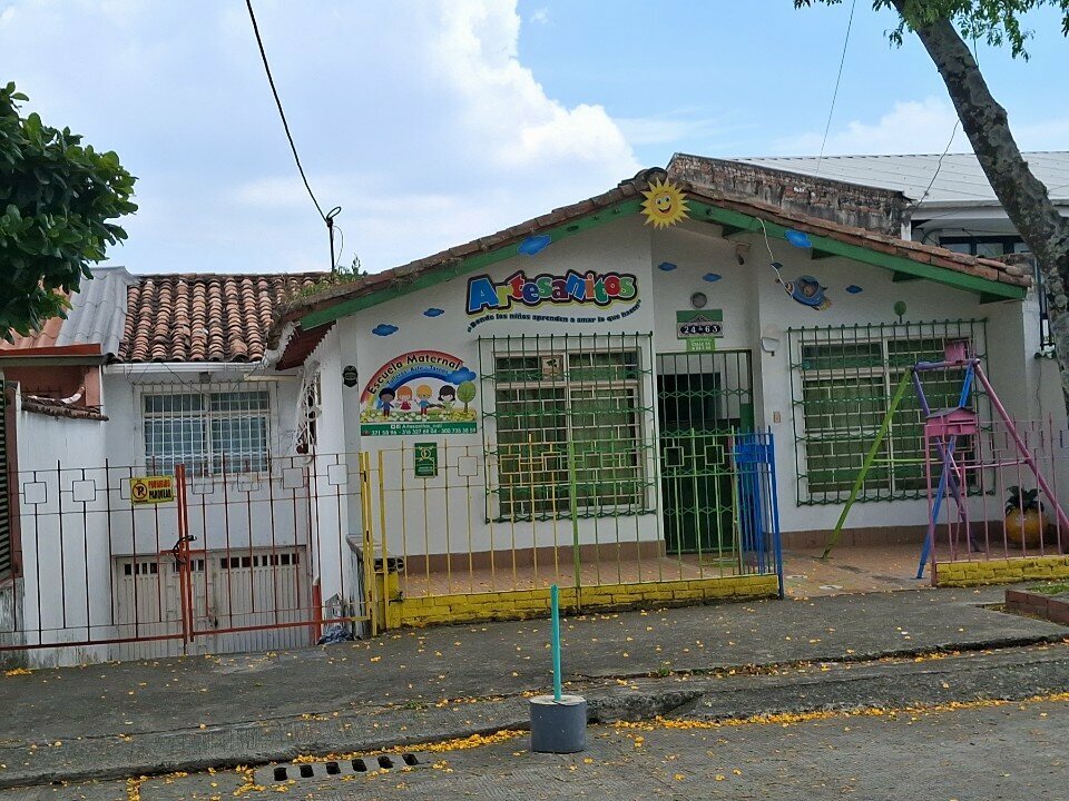 Ortaokul Jardín Infantil Artesanitos, Cali, foto