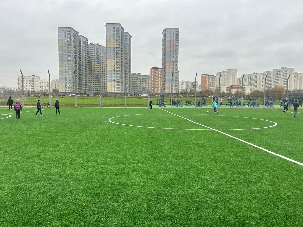 Spor alanı Футбольное поле, Moskova, foto