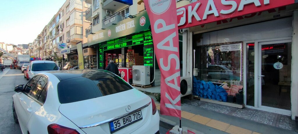 Kasap, şarküteri Özkardeşler Kasap, İzmir, foto
