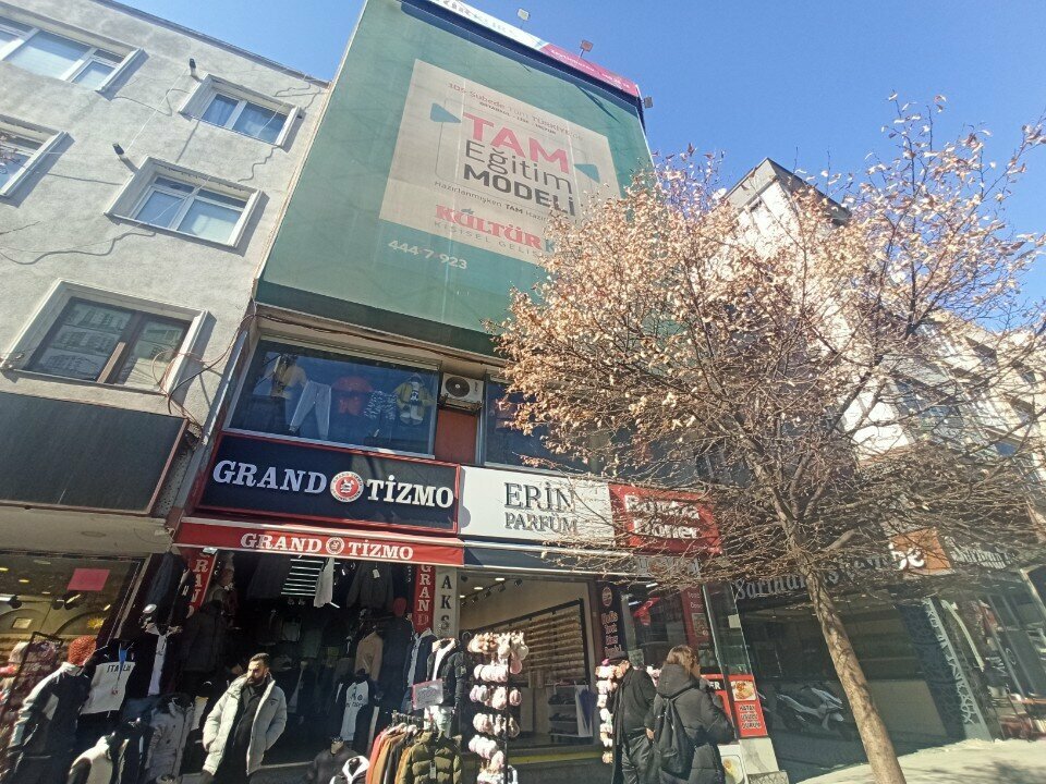 Bijuteriler Erin Parfüm, İstanbul, foto
