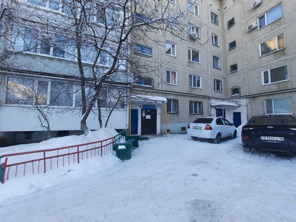 Bina, site yönetimi O. Shipina 167 Pksk, Kostanay, foto
