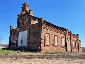 Бывший Католический Костел (Krasnodar Territory, Ust-Labinskiy Municipal District, Aleksandrovskoye selskoye poseleniye, Novonikolayevka Village), turistik yerler  Krasnodarski krayından