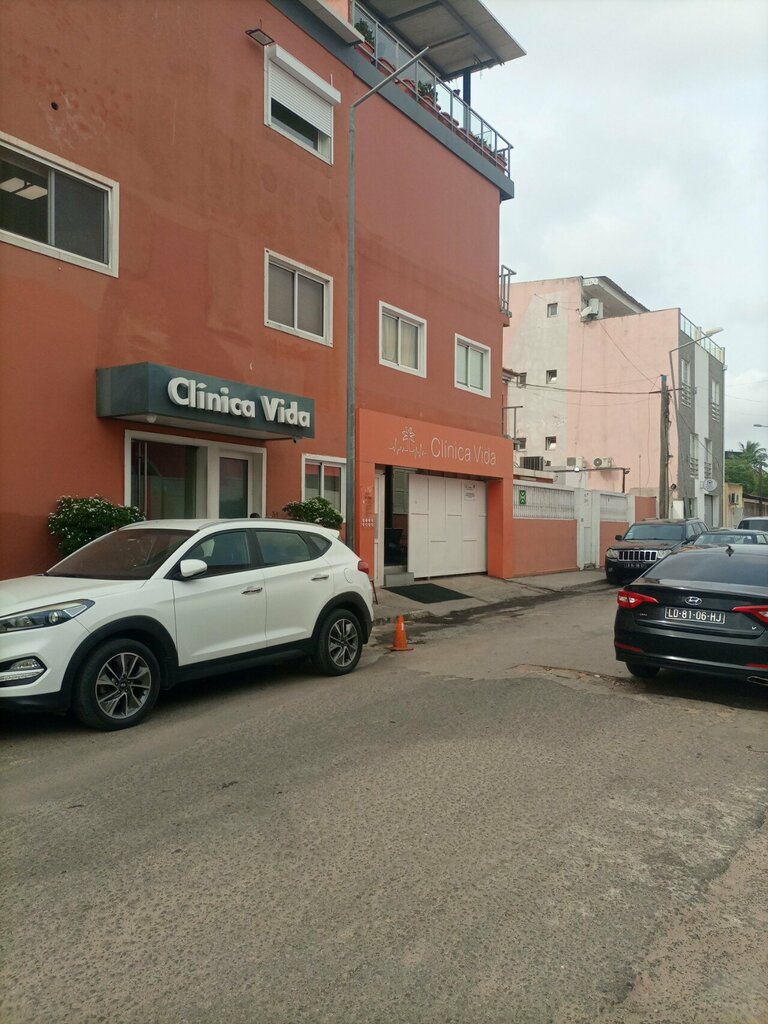 Tıp merkezleri ve klinikler Clínica Vida, Loanda, foto