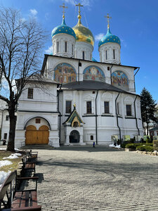 Cathedral of the Transfiguration of the Lord in the Novospassky Monastery (Krestyanskaya Square No:10с12), ortodoks kiliseleri  Moskova'dan