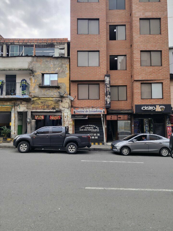 Para transferleri Bancolombia Correspondent, Medellin, foto