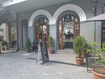 Mafia (Davit Agmashenebeli Avenue No:23), berberler  Tiflis'ten