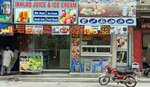 Ikhlaq Ice Cream, Milk Shop And Fresh Juice Corner (Amin Town Road No:265), vitamin bar  Faysalabad'dan