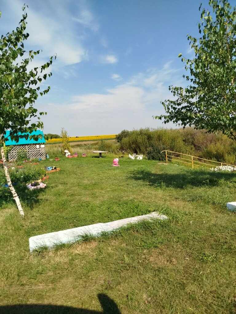 Pınar, çay Spring, stream, Orenburgskaya oblastı, foto