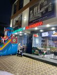Mustafo Burger (Doʻstlik koʻchasi No:12), kafe  Nemengan'dan