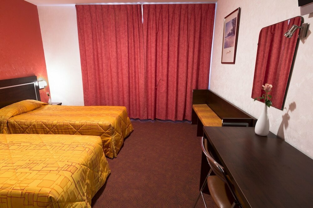 Otel Hôtel Albion, Lourdes, foto