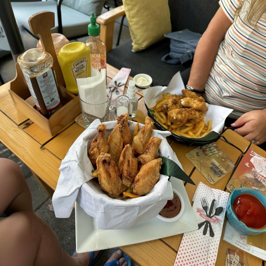 Kafe Ivy Cafe & Bar, Ortaca, foto