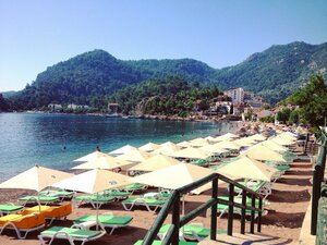 Marmaris Halk plajı (Muğla, Marmaris, Kemeraltı Mah.), plaj  Marmaris'ten