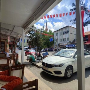 Bizim Dinlenme Tesisi Kebapçı Hasan Usta Restaurant (Antalya - Denizli Yolu), fast food  Çavdır'dan