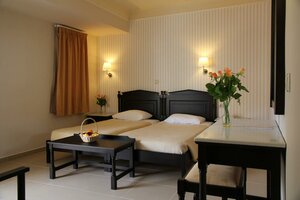 Fortezza (The Periphery of Crete, Town of Rethymno, Mesologgiou Street), otel  Resmo'dan (Retimno'dan)