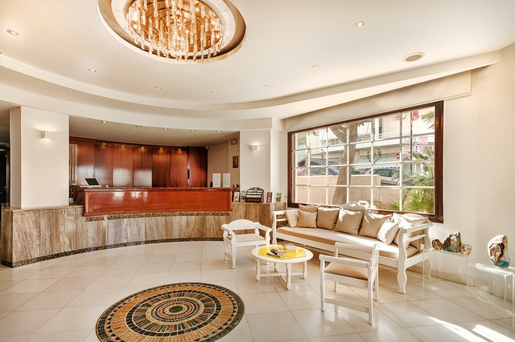 Otel Elina Hotel Apartments, Resmo (Retimno), foto