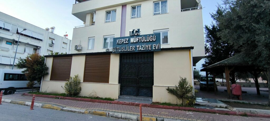 Taziye evi Kepez Müftülüğü Bitlisliler Taziye Evi, Antalya, foto