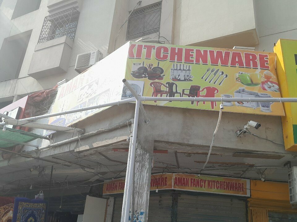 Restoran Aman fancy kitchen ware, Karaçi, foto