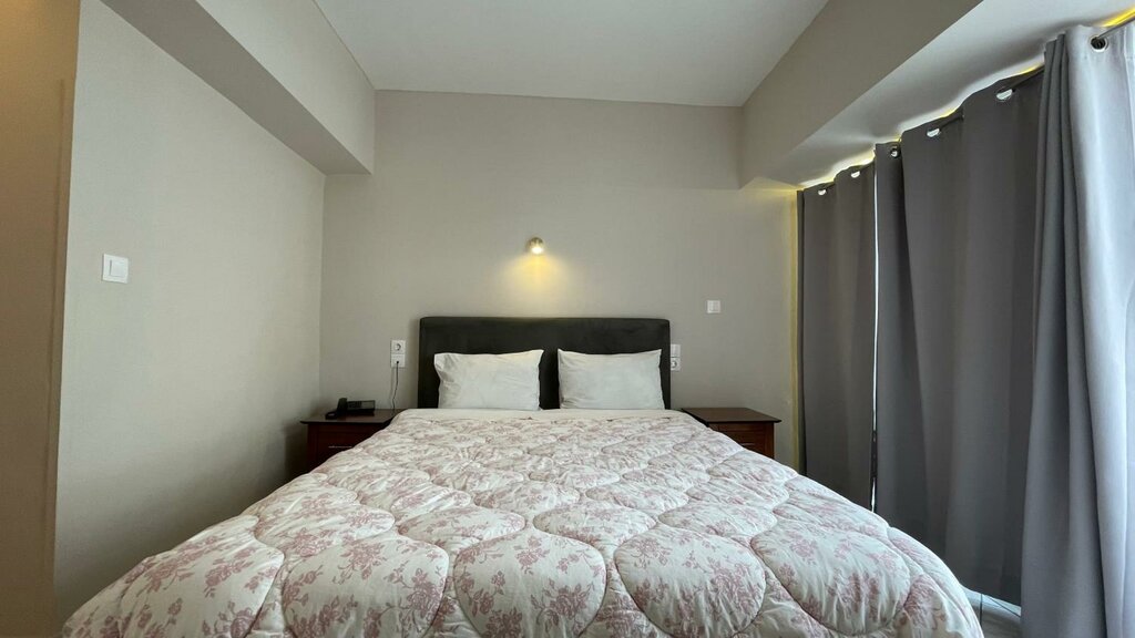 Otel Hotel Atlanta, Patras (Balyabadra), foto