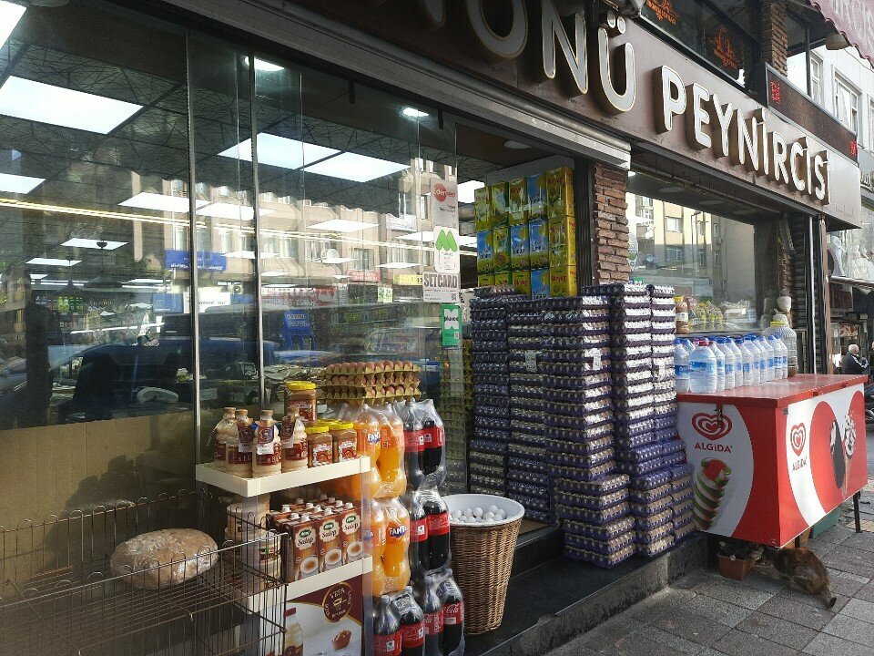 Süt ürünleri satış mağazaları Eminönü Peynircisi, İstanbul, foto