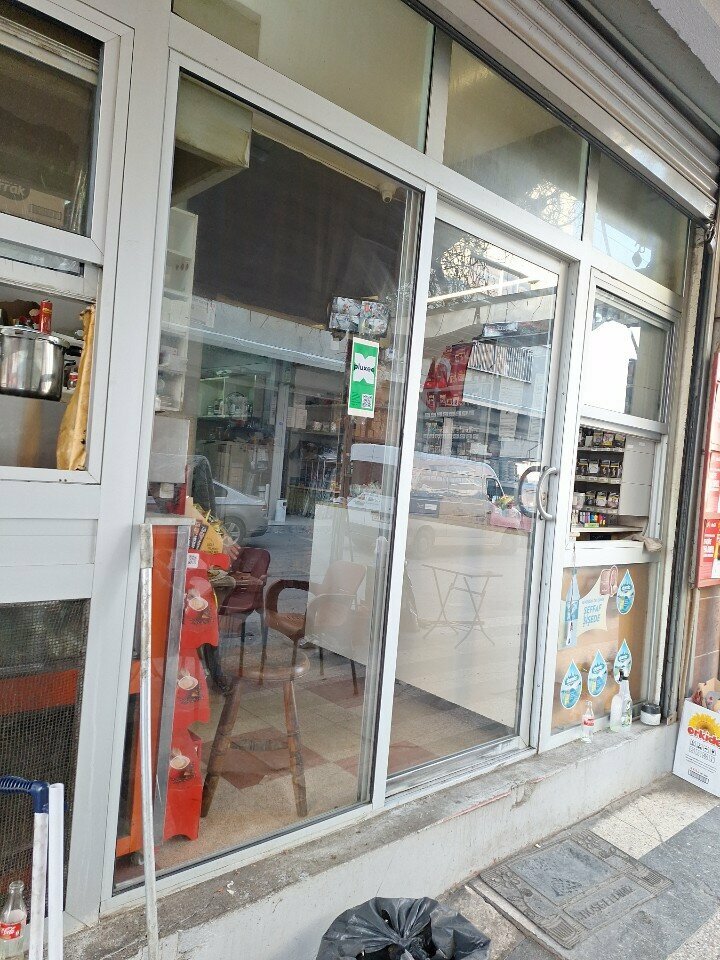 Market Arslan Büfe, İzmir, foto