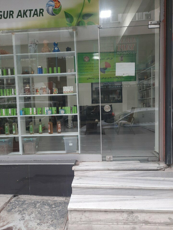 Besin takviyesi, aktariye Sebebkar Hekim Uygur Aktar, İstanbul, foto
